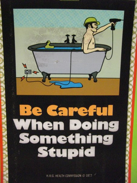 Be careful when doing something stupid - Really funny pictures ...